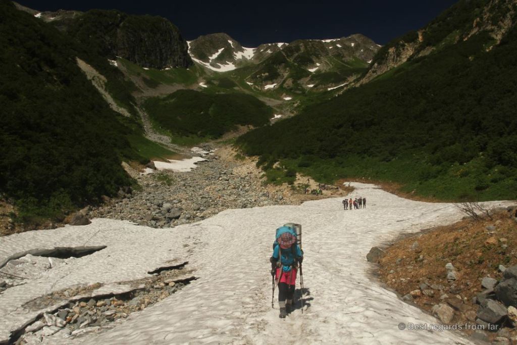 An Exhilarating Hike in the Japanese Alps – Best regards from far,