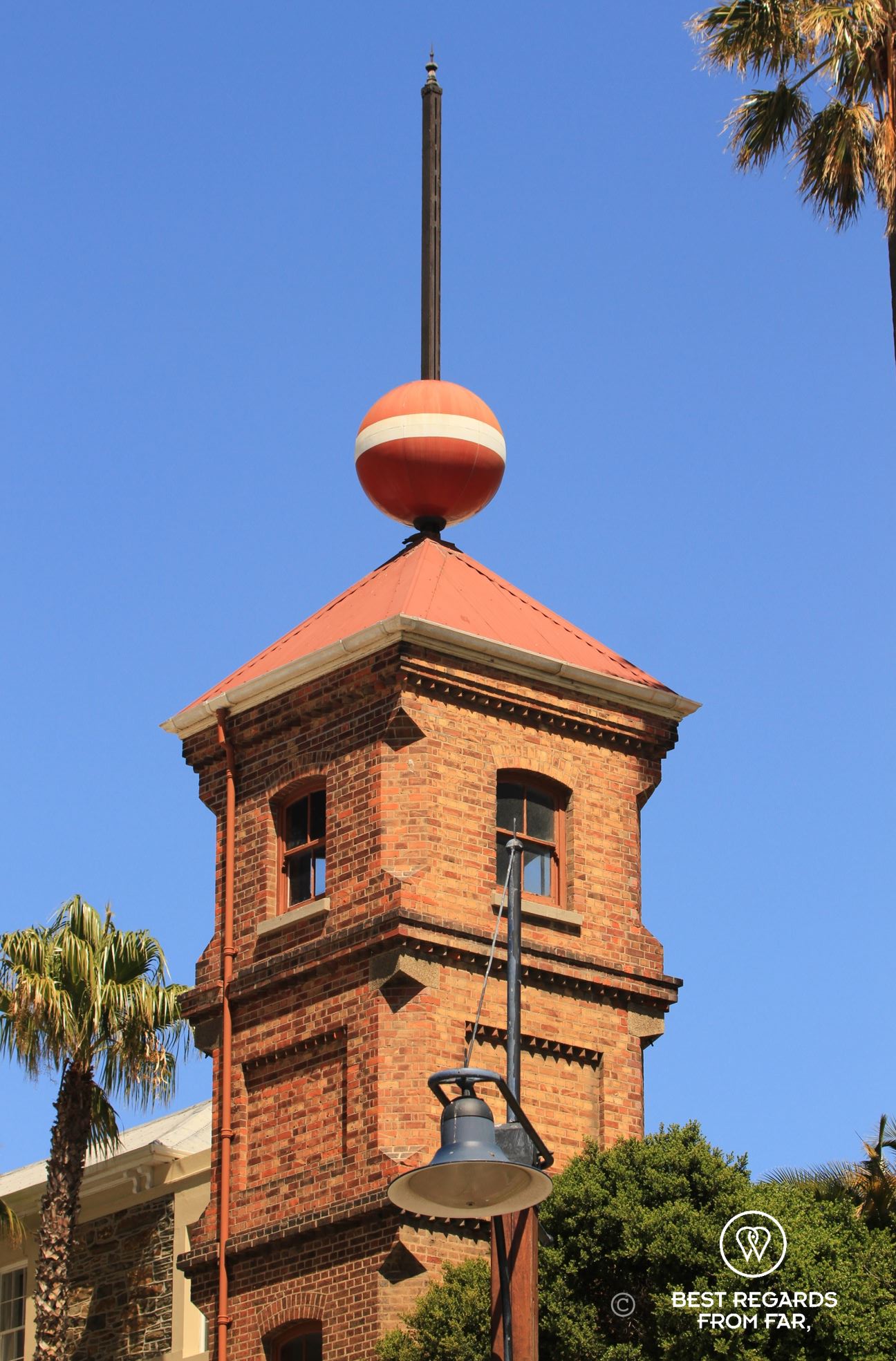 Historic V&A Waterfront Walk [Cape Town] – Best regards from far,