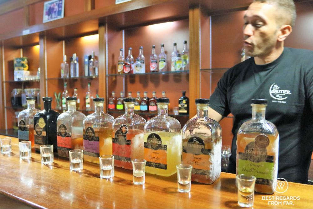 All you need to know about real rum! – Best regards from far,