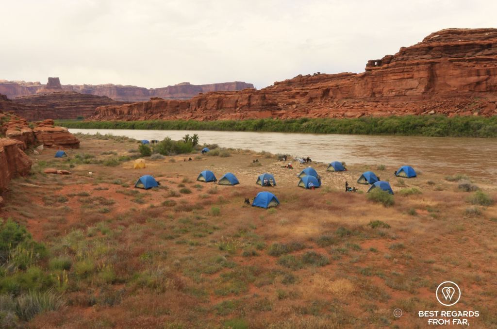 The Call of the White [Rafting the Biggest White Waters of the USA ...
