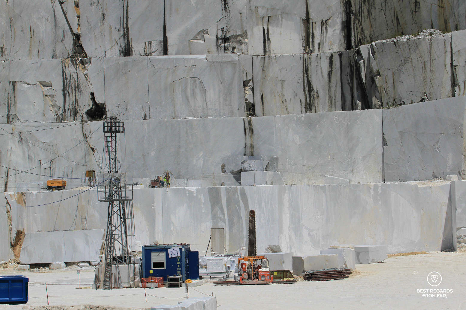 From mountain to statue: the Carrara marble quarries of Italy – Best ...