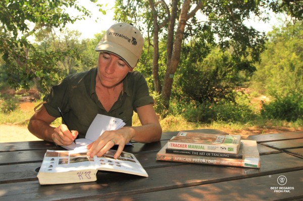 In the tracks of wildlife in Africa – Best regards from far,