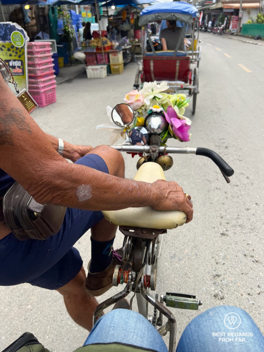 Discover Chiang Mai by [fast disappearing!] samlor – Best regards from far,