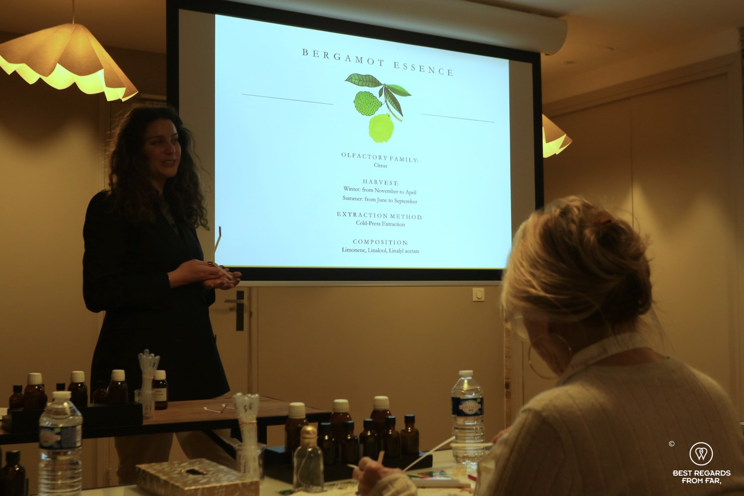 Become a perfumer for a day! – Best regards from far,